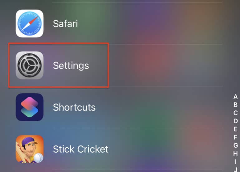 The easy way to put your name on the iPhone lock screen