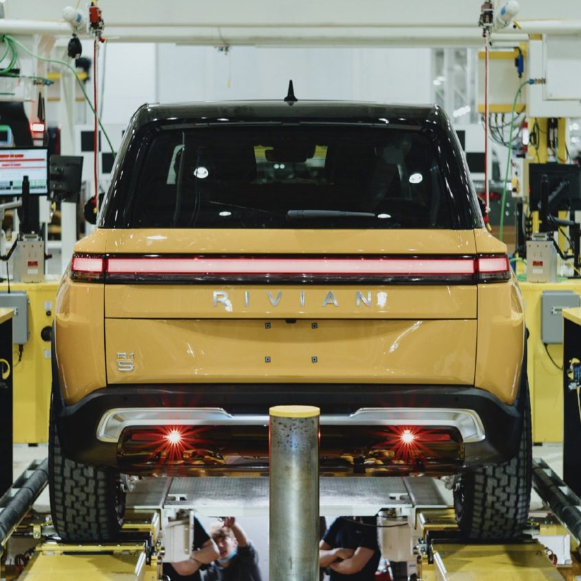 MG Motors unveils the special edition MG RX8 Black Edition in the ...