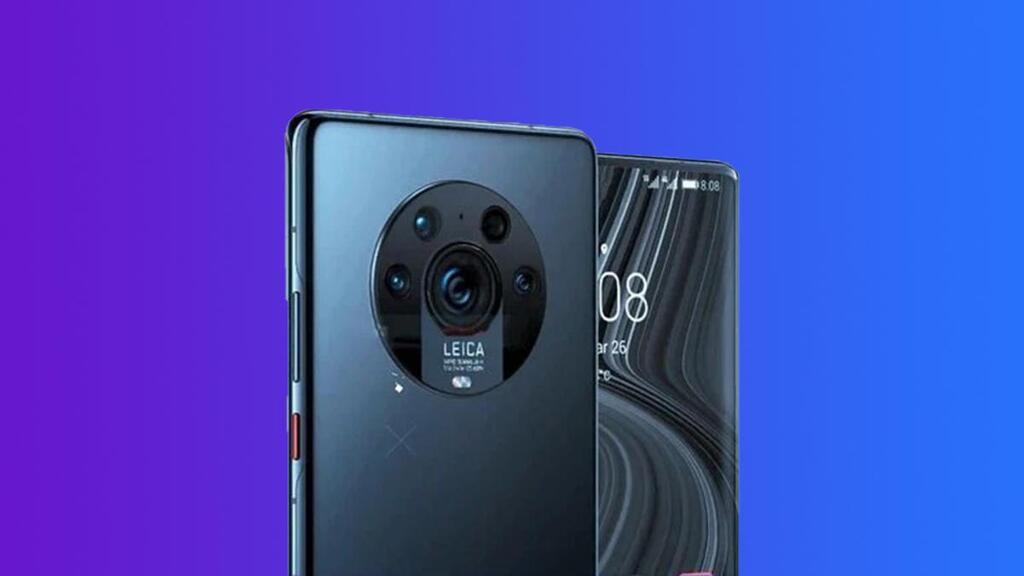 Huawei becomes the first phone maker to introduce satellite messaging