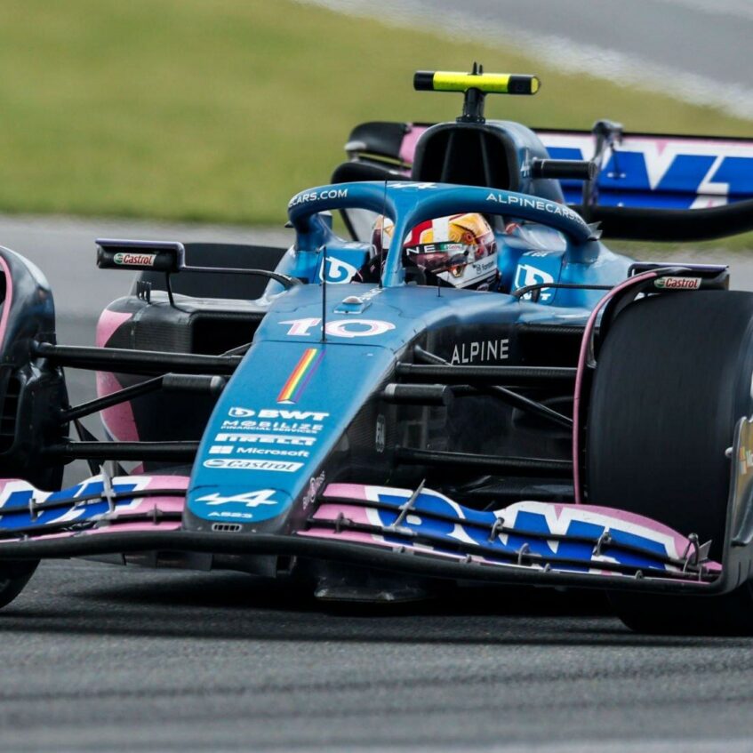 MG Motors unveils the special edition MG RX8 Black Edition in the ...