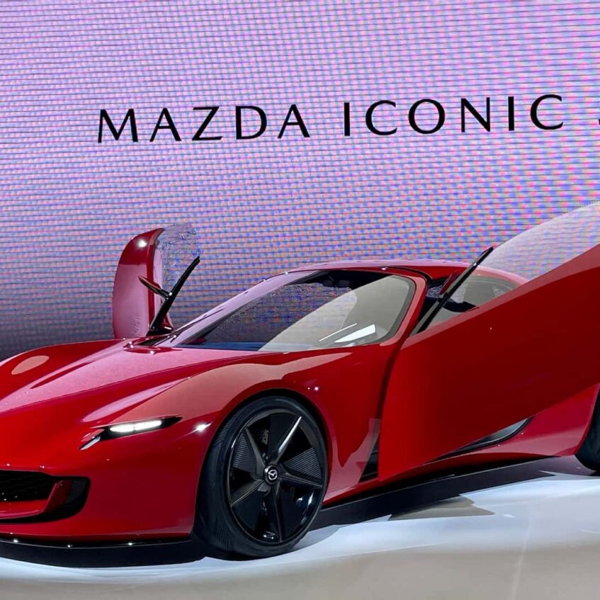 Mazda Announces Production for Hardcore MX-5 Miata RS