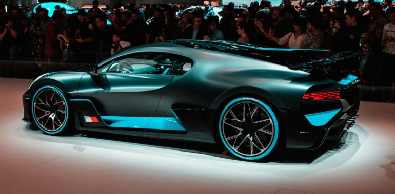 Bugatti Unveils Revolutionary V16 Hybrid Powerplant for Chiron’s Successor