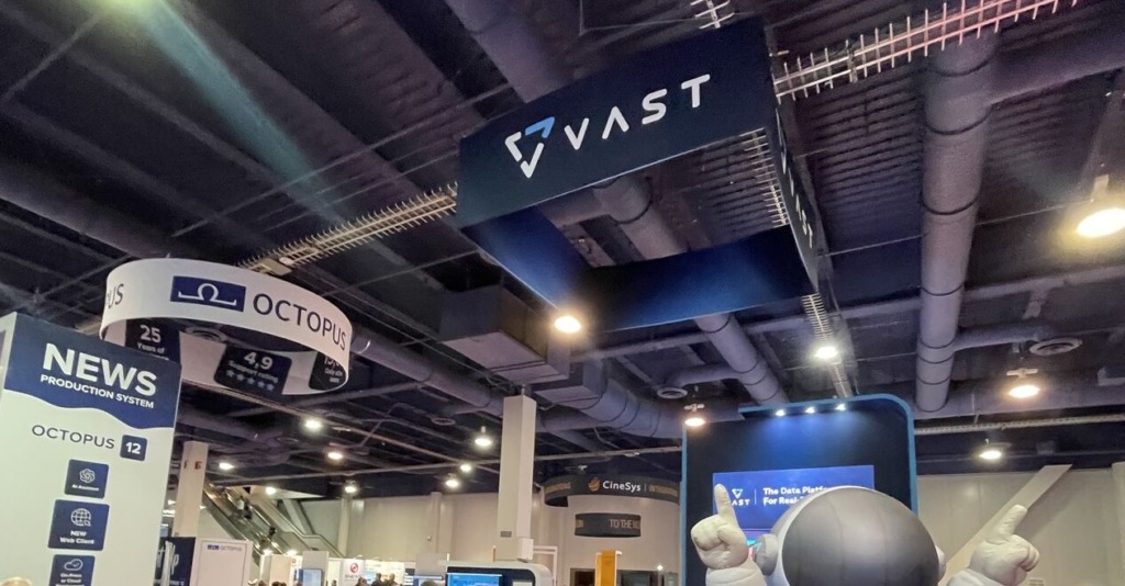 VAST Data Extends Global Namespace Capabilities with Google Cloud to ... VAST Data Extends Global Namespace Capabilities with Google Cloud to ...