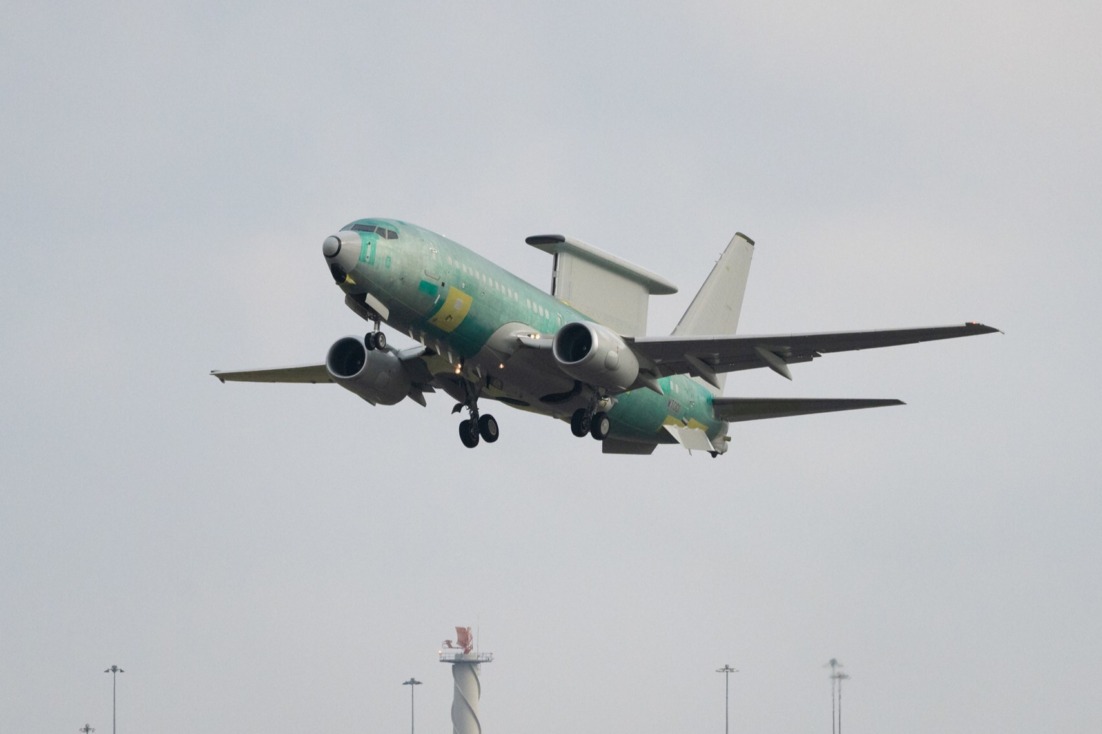 The Easy Way To Put Your Name On The IPhone Lock Screen