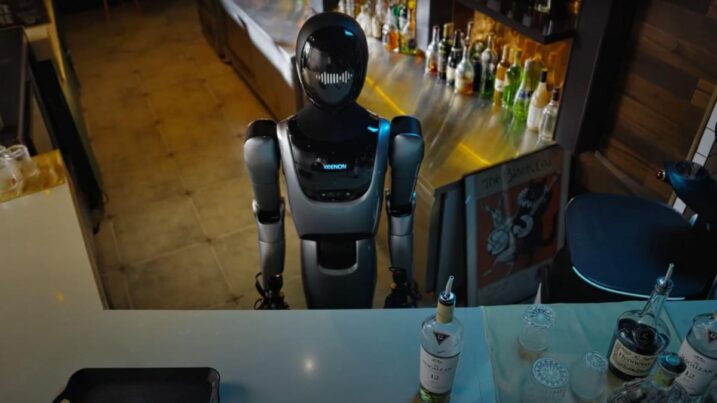 Meet XMAN-R1: The Humanoid Robot That’s About to Revolutionize Hospitality